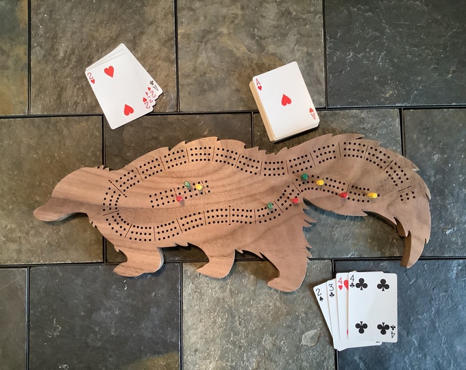 Skunk Shaped Cribbage Board - Etsy