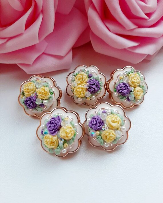 Vintage Style Buttons 5 Pc Buttons With Embroidery Set Custom - Etsy