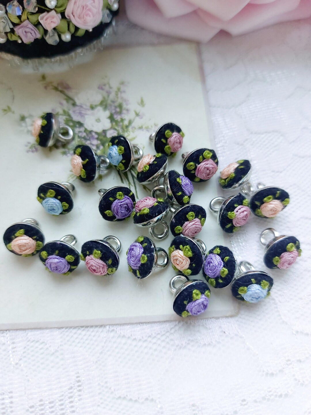 Set of Buttons 0,27 Inch / 0,7 Cm/7 Mm, Flowers 23 Pc Victorian Style ...