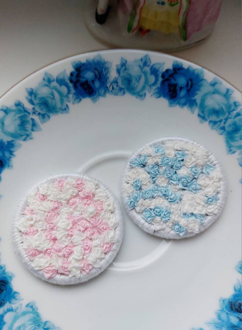 Set of Dorset Buttons, a Bunch of Roses 1.57 Inch/ 4cm Embroidery ...