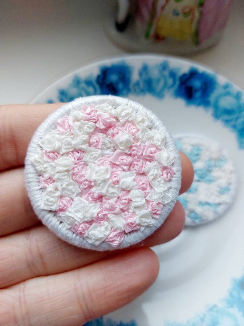 Set of Dorset Buttons, a Bunch of Roses 1.57 Inch/ 4cm Embroidery ...