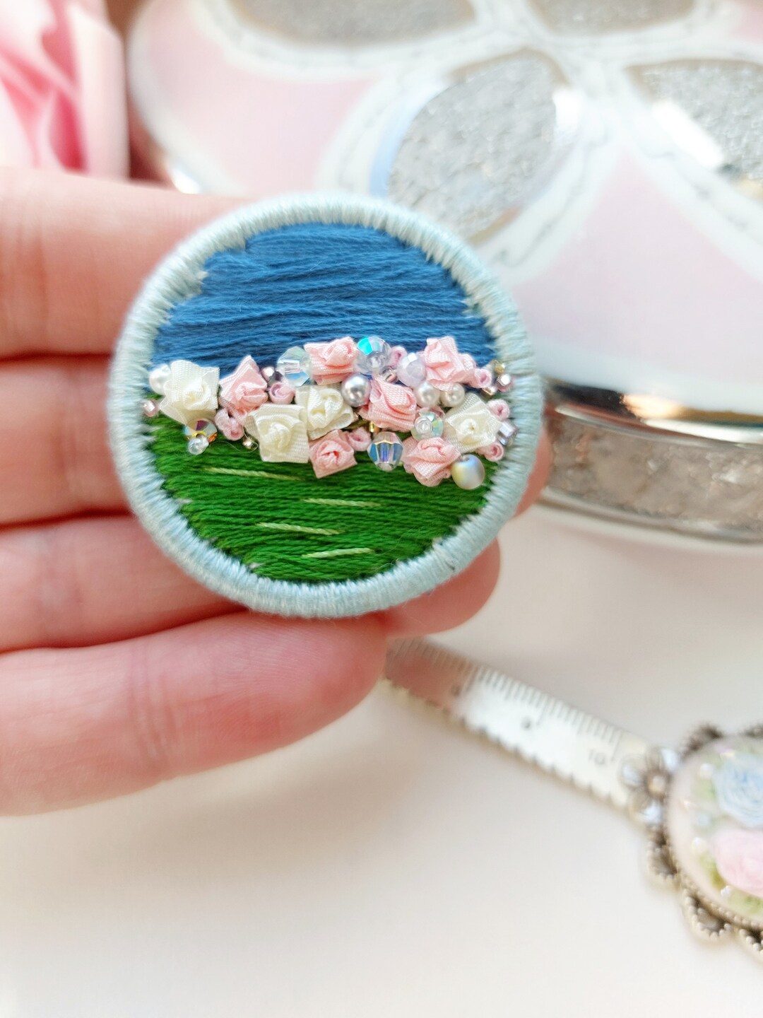 Dorset Buttons, a Bunch of Roses 4 Cm, Collector's Gift, Flowers,gift ...