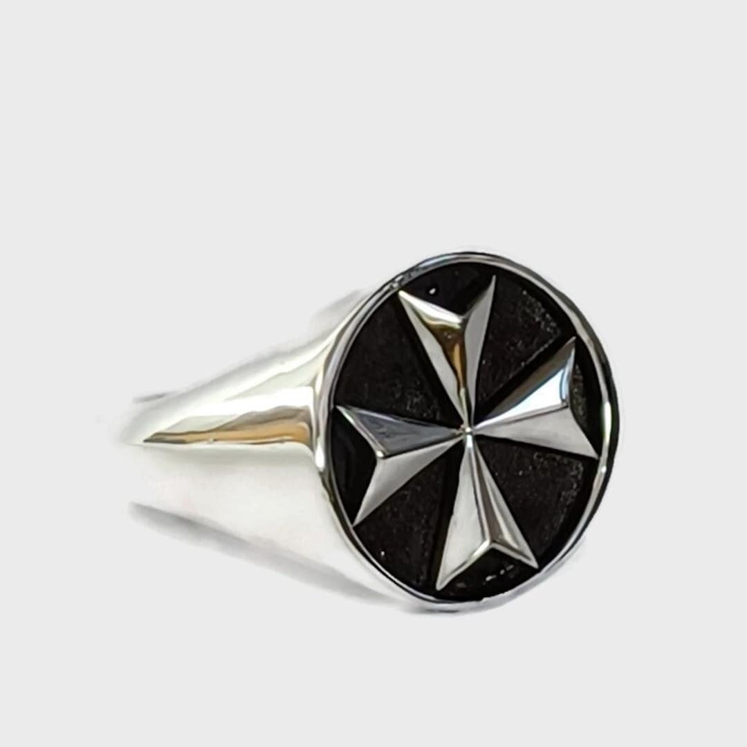 Sterling Silver Malta Cross Signet Ring: Knight's Templar Accessory ...