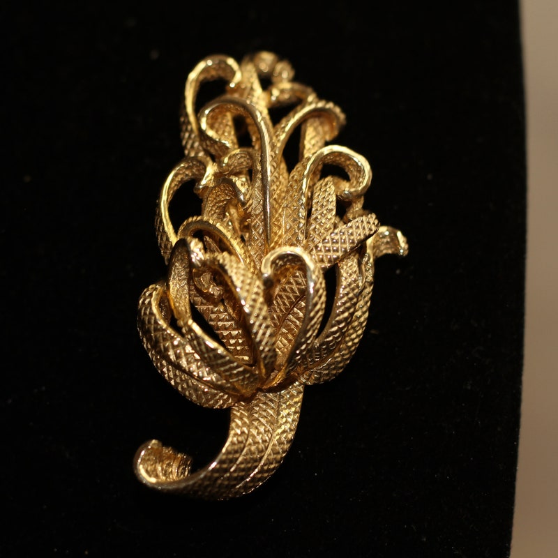 Castlecliff Brooch - Etsy