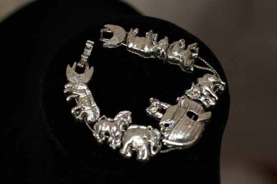 Silver Animal Charm Bracelet - Gem