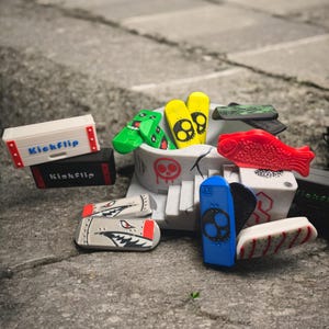 Magnetic Kickflip Fidget Toy: Skateboard Fidgets With Storage Crate - Etsy