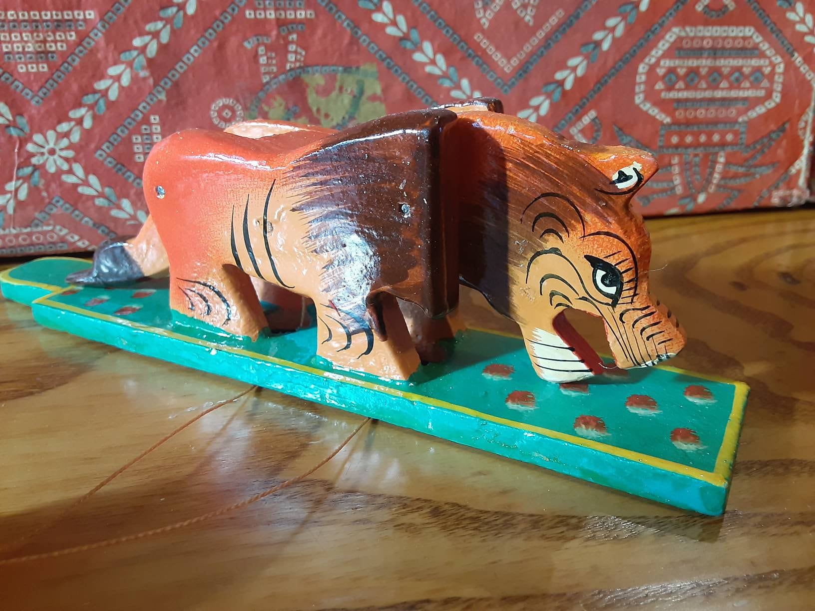 Vintage Roaring Lion Toyhandmade - Etsy