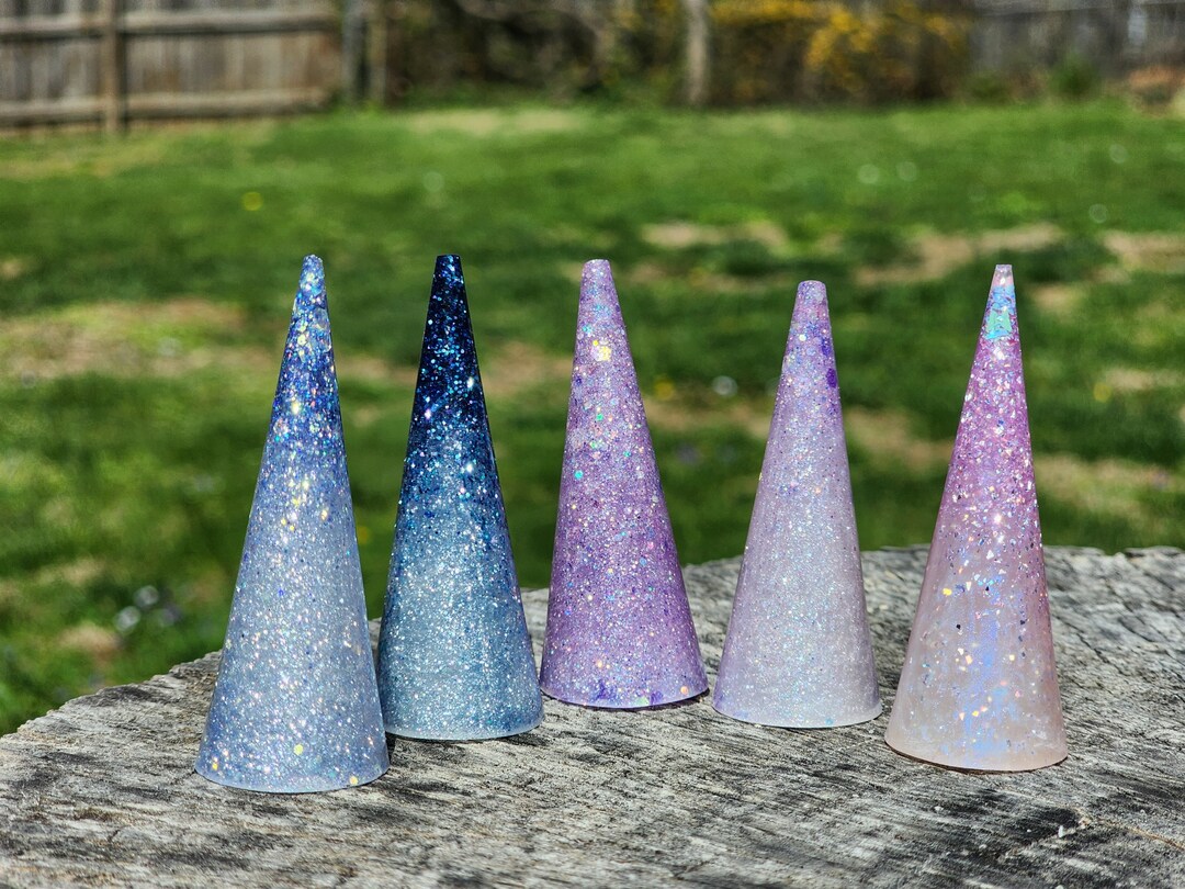 Ombre Blue Purple Pink Ring Cones, Ring Display, Ring Party Display ...