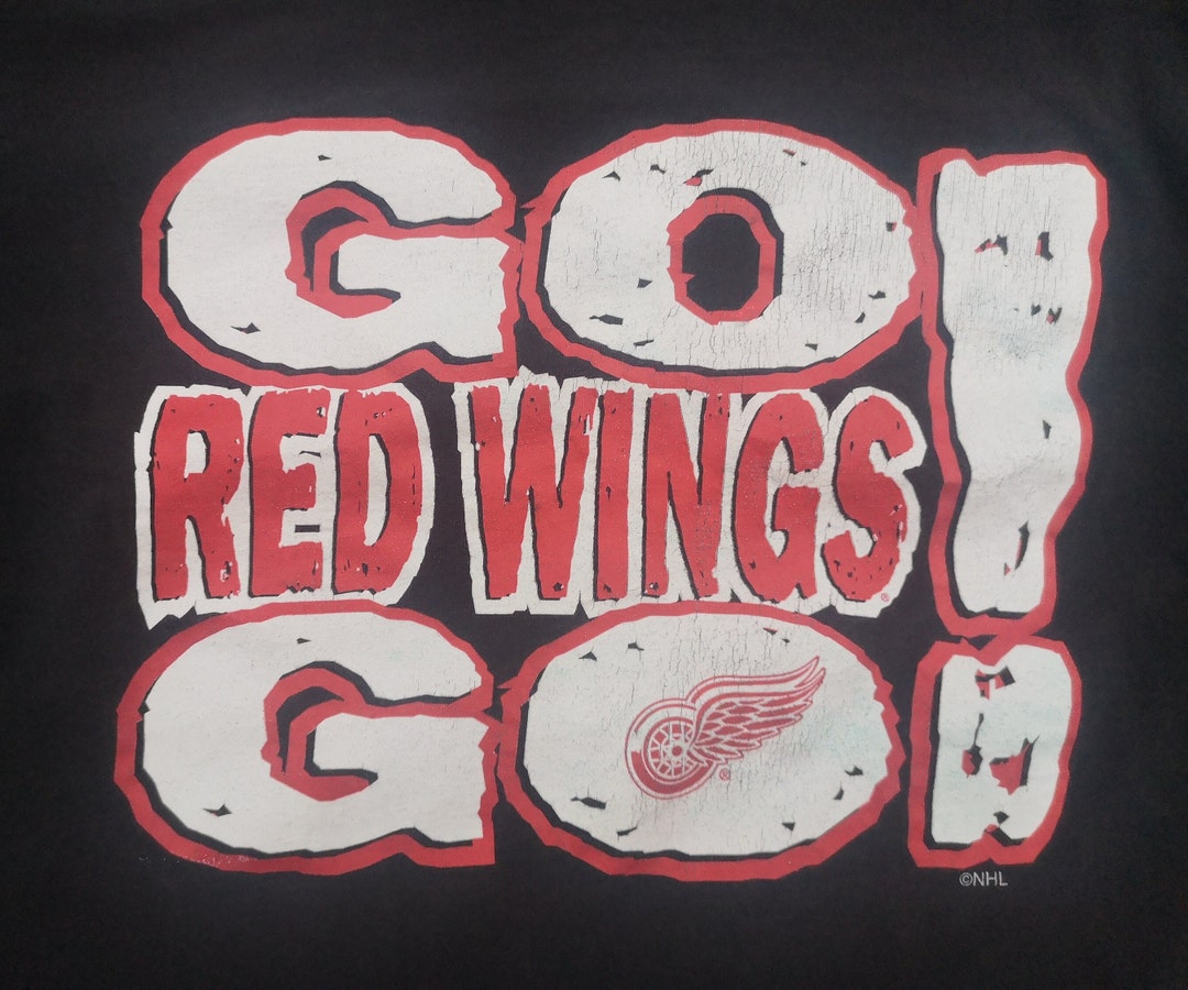 Vintage & Classic 90's "go Red Wings Go!" Detroit Red Wings T-shirt ...