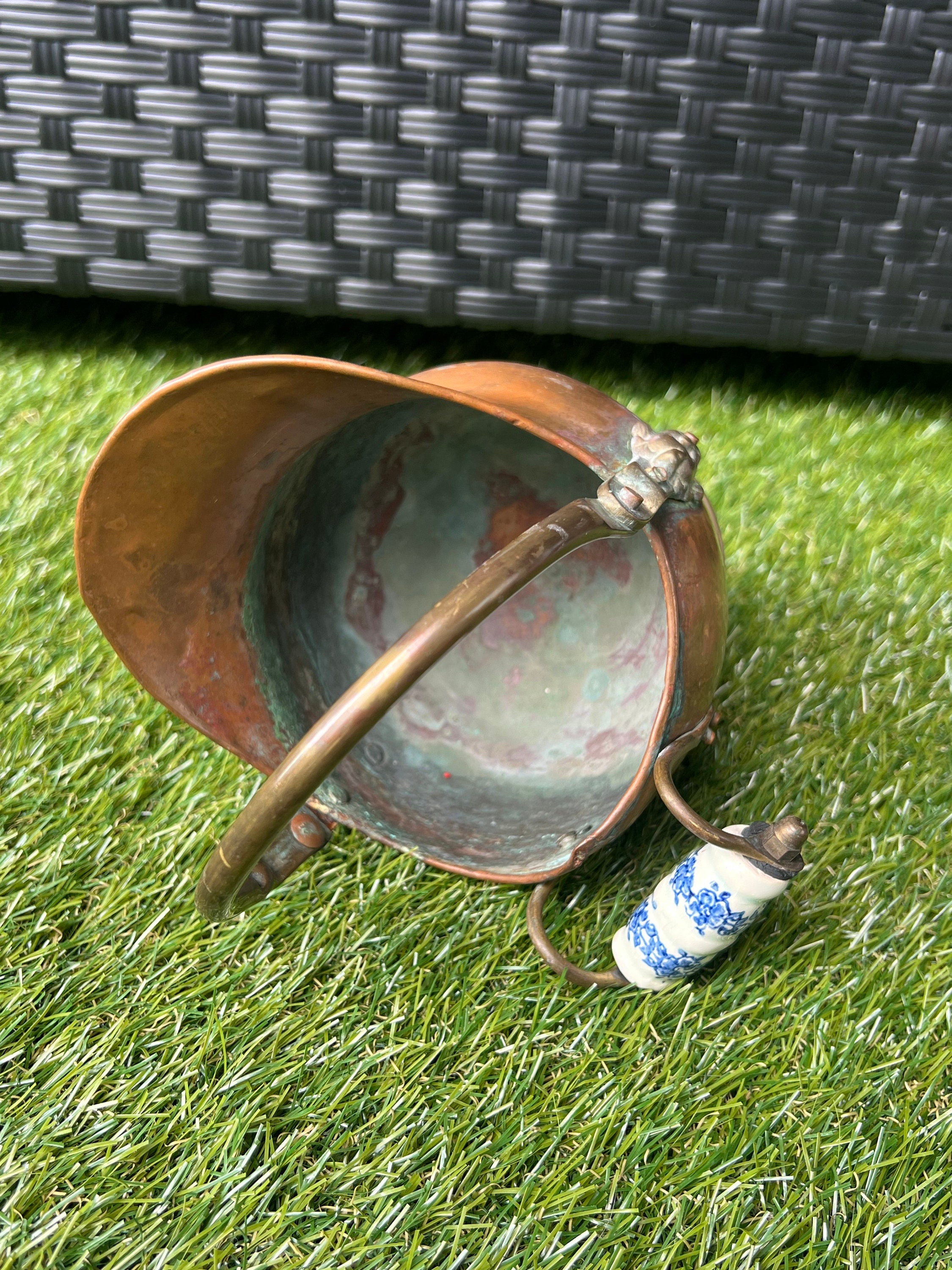 Vintage Copper Water Pale With Delft Handle and Head Detail, Antique ...