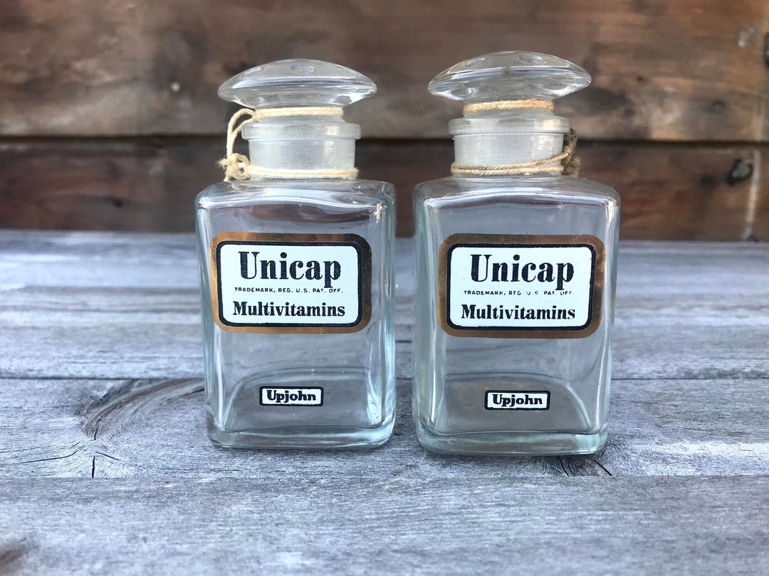 Vintage Upjohn Unicap Vitamin Jars, Set of 2, Disneyland Souvenir ...