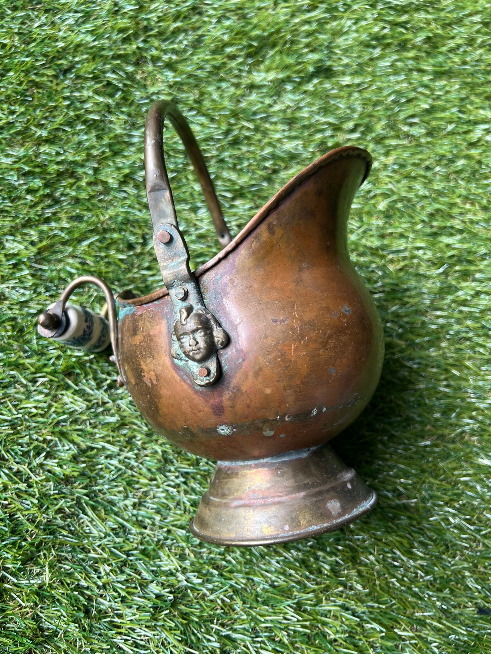 Vintage Copper Water Pale With Delft Handle and Head Detail, Antique ...