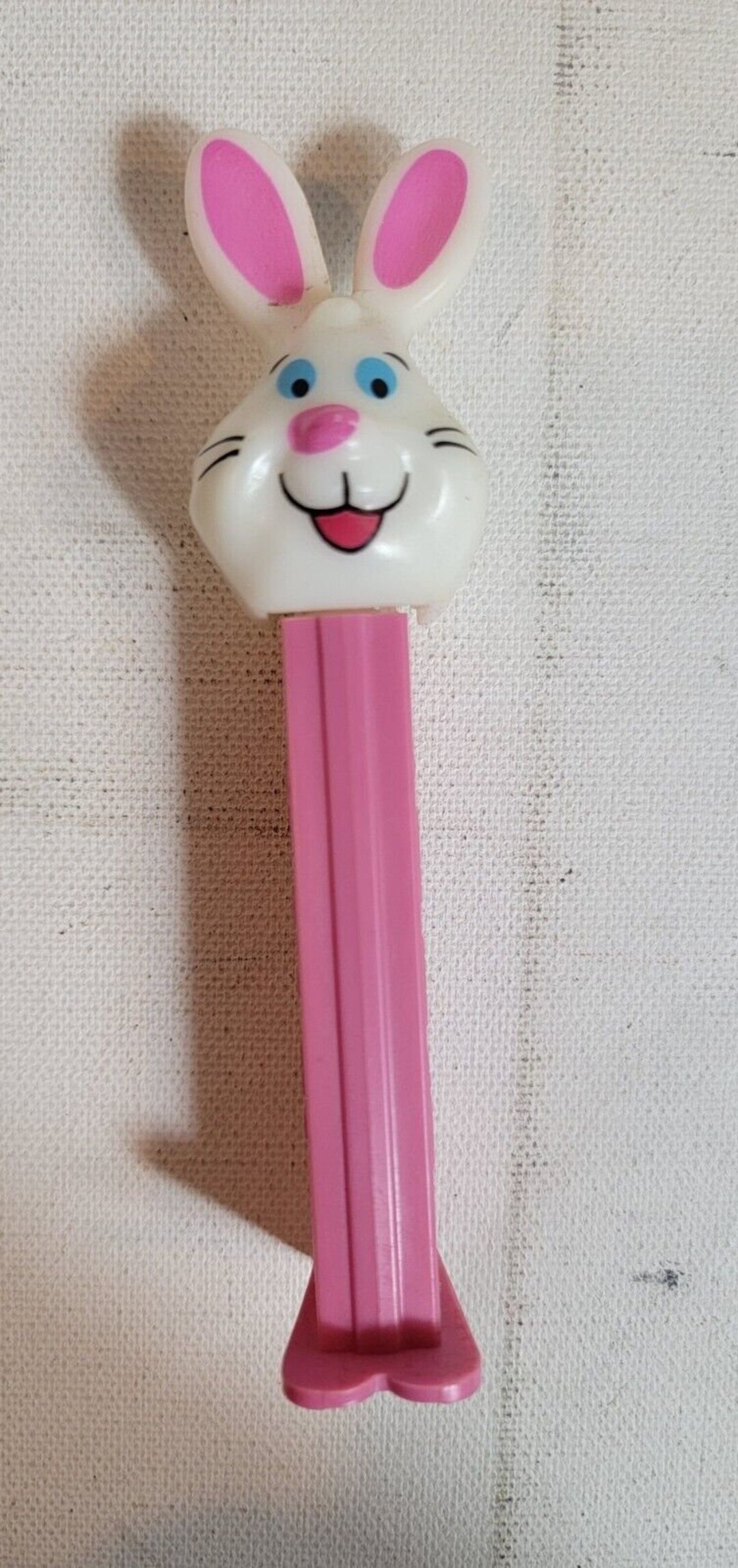 PEZ Candy Dispenser White Bunny Rabbit Pink Stem Base 1998 Easter ...