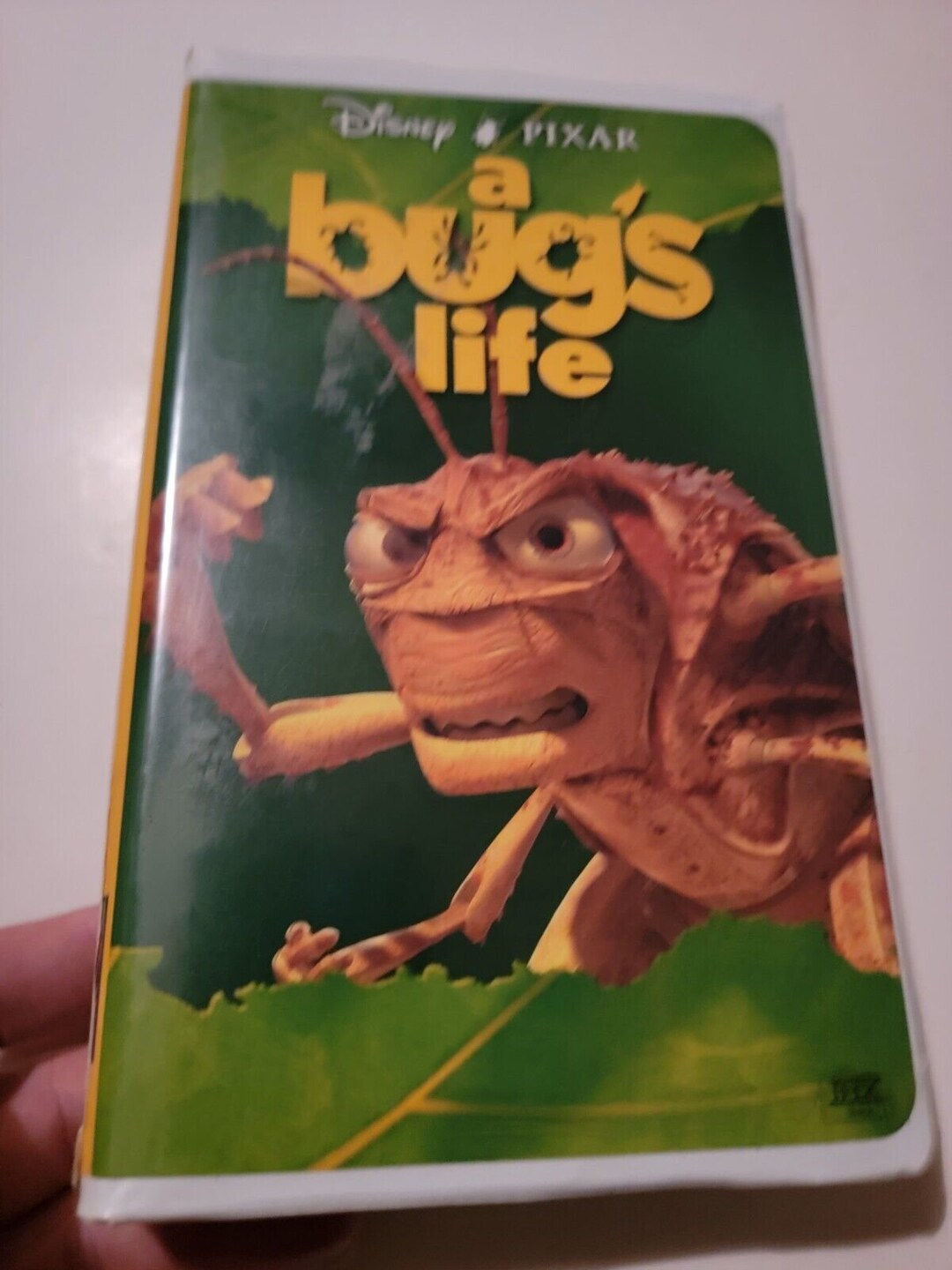 Disney Pixar A Bug's Life VHS, 1999 White Clam Shell Case Hopper Cover ...