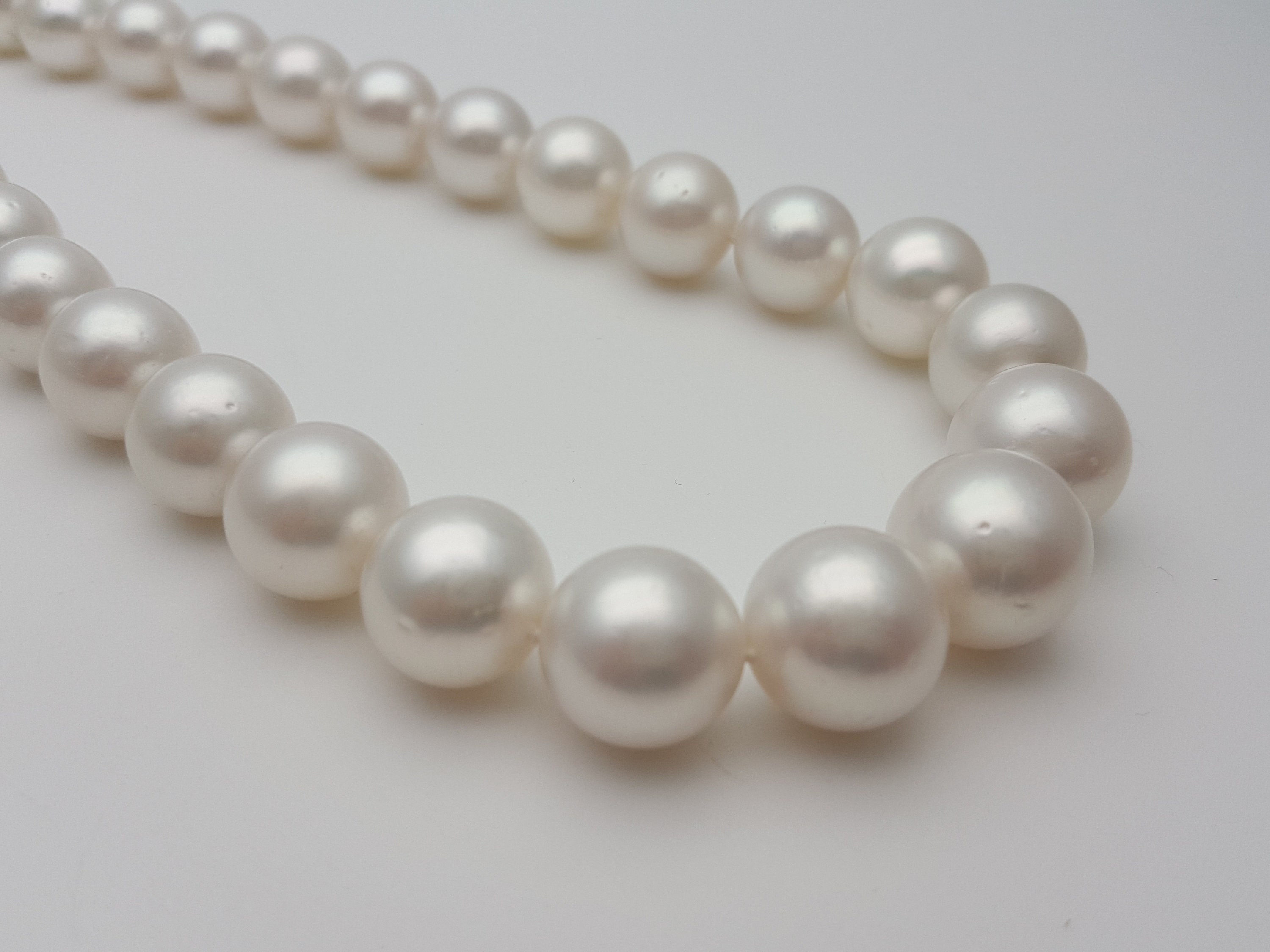 Beautiful South Sea pearl necklace large size high quality | Etsy