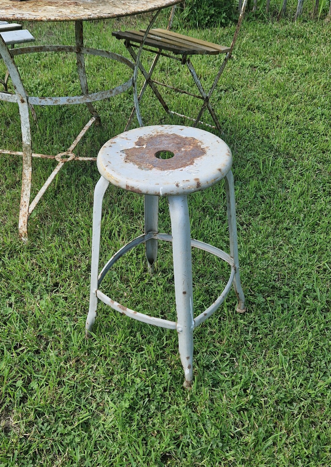 Antique Stool Studio Stool Made of Metal Loft Industrial Shabby Vintage ...