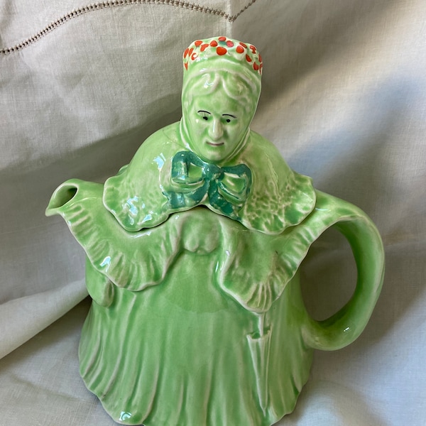 Old Lady Teapot - Etsy