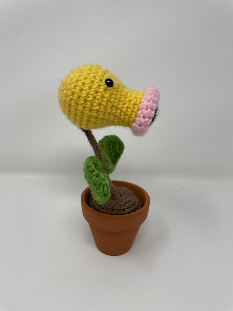 Bellsprout Pokemon Stuffed Toy Crochet / Amigurumi - Etsy