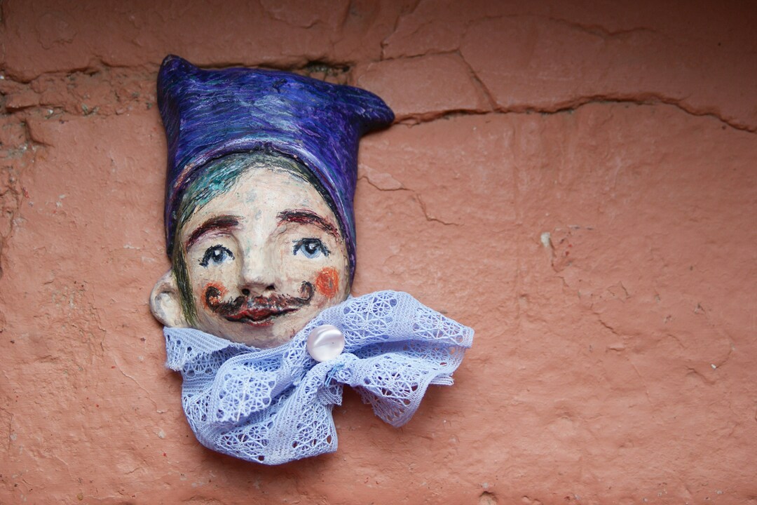 Smile Painted Concrete Sculpture, Wall Sculpture Decoration for the ...