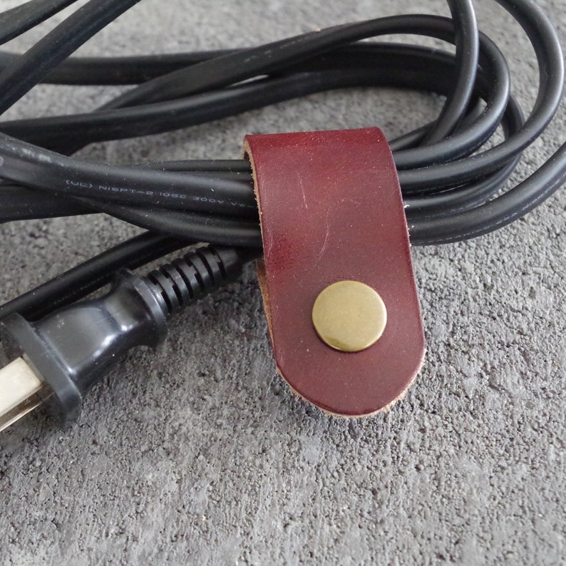 Large Cord Clip > Large Cord Keeper > Cord Organizer > Cord Ties ...