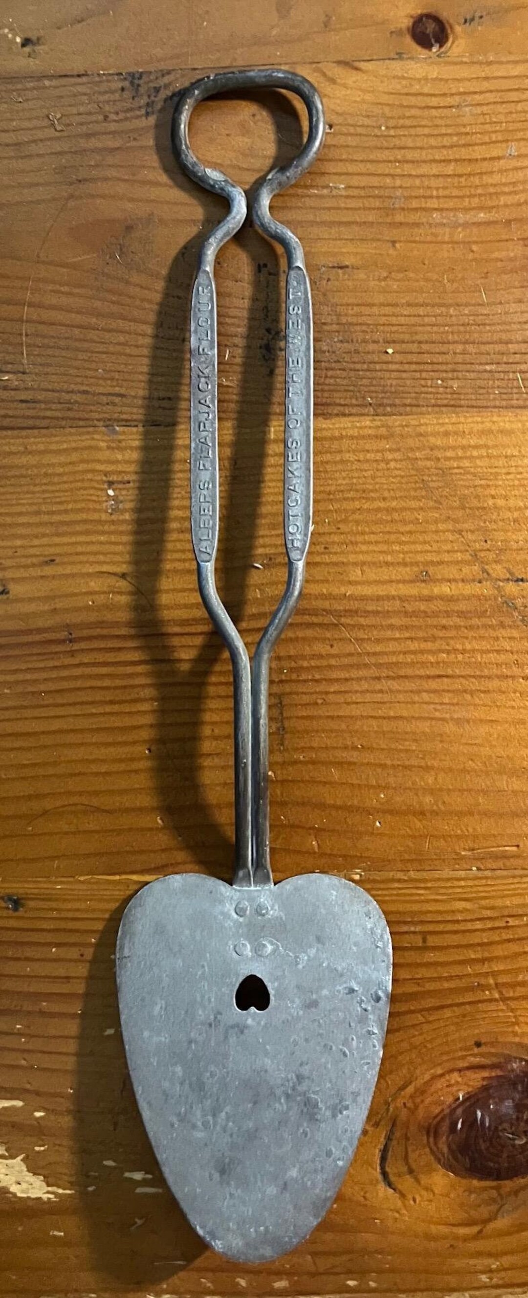 Vintage Heart-shaped Albers Flapjack Flour Metal Spatula Kitchen Baking ...