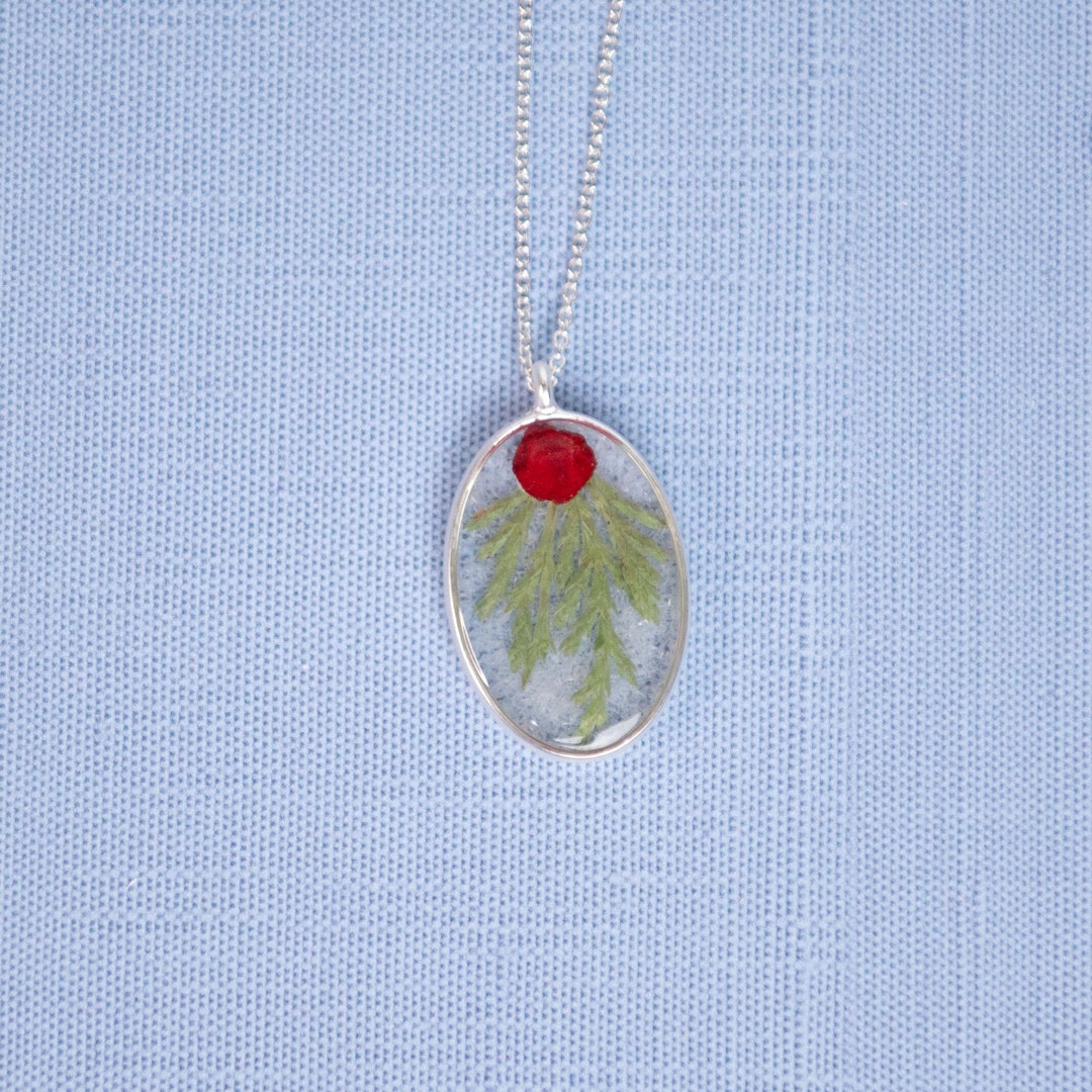 Holiday Berry Necklace: Resin Art, Real Dried Flower Pendant, Berries ...