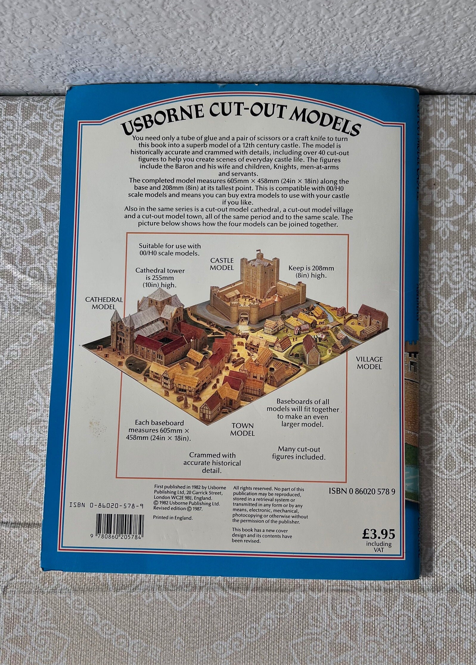RARE 1987 Usborne Cut-out Model make This Model Castle Book OO-HO Scale ...