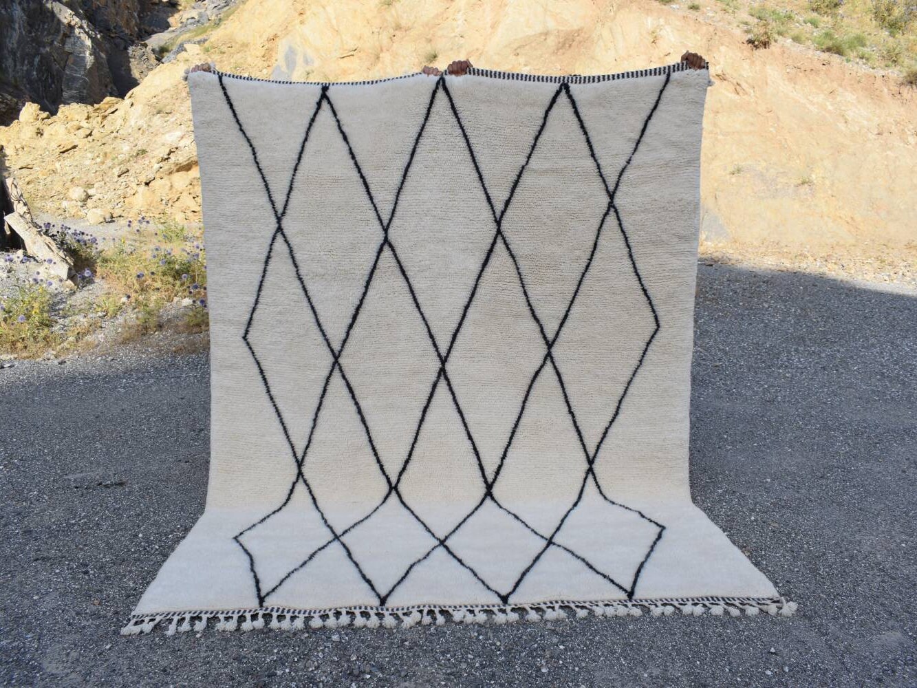 SAND DIAMONDS 6'5x8'5 Moroccan Genuine Rug | Etsy