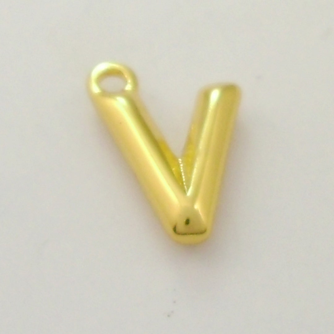 2pcs 18K Gold Filled Brass Thick English Initial Letter "v" Charm ...