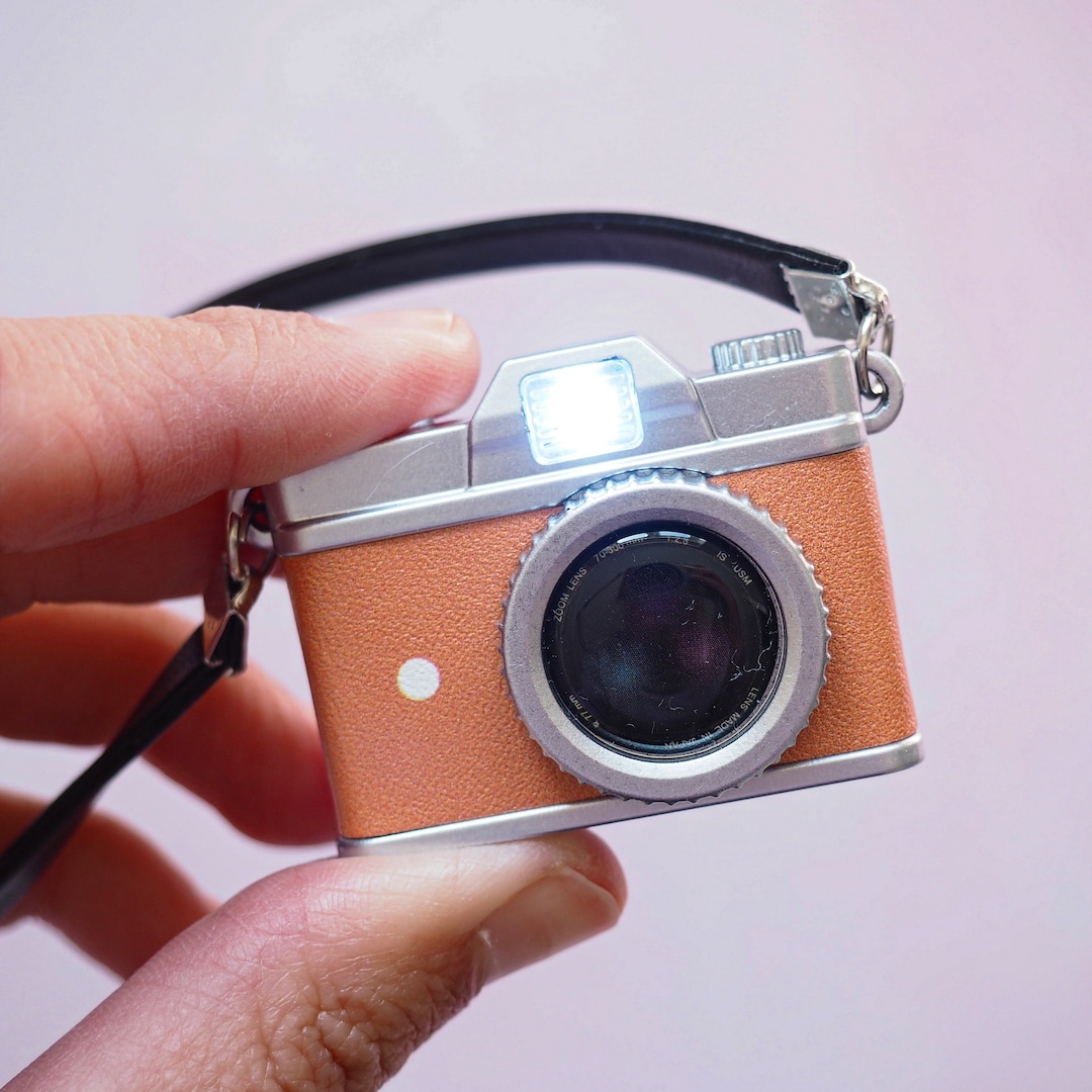 Miniature Camera - Vintage Camera With Flash - Maileg Dollhouse Camera ...