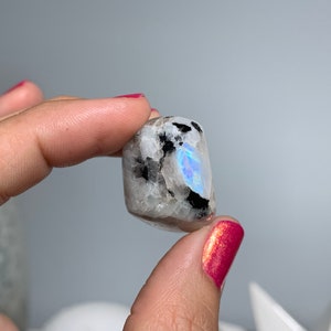 Medium Rainbow Moonstone, Tumbled Rainbow Moonstone, Blue Flash ...