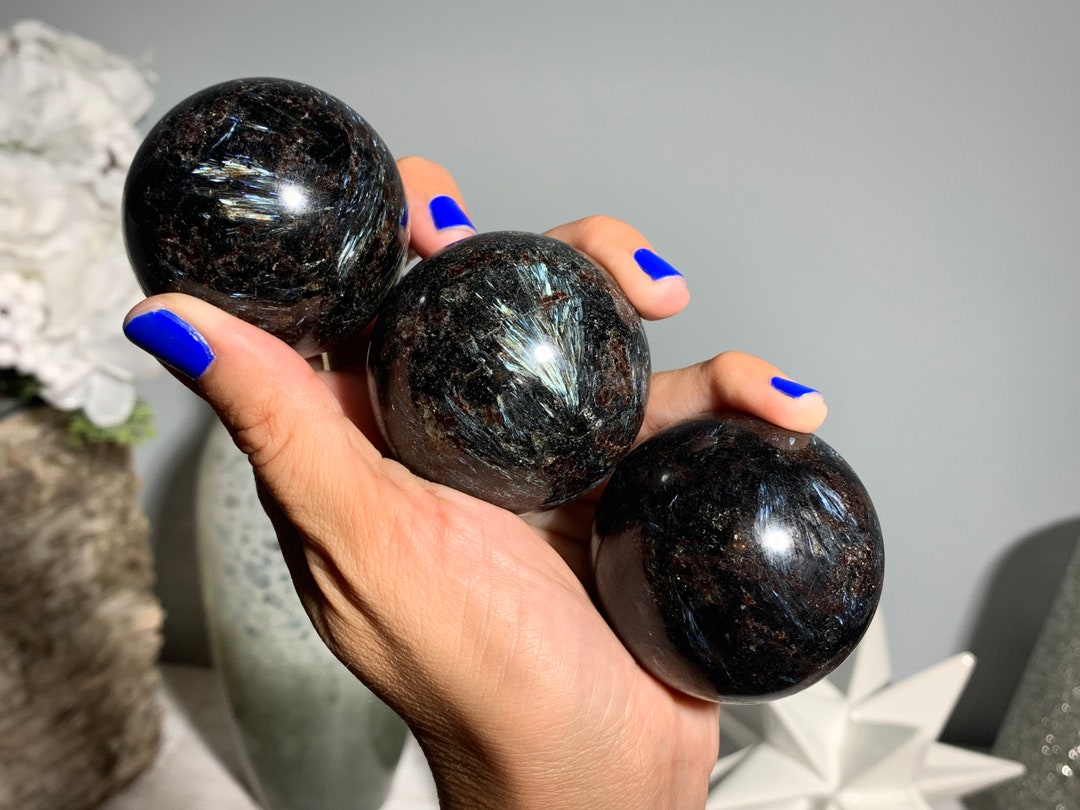 1.75 45 Mm Grade A Arfvedsonite And/or Astrophyllite With Eudialyte ...