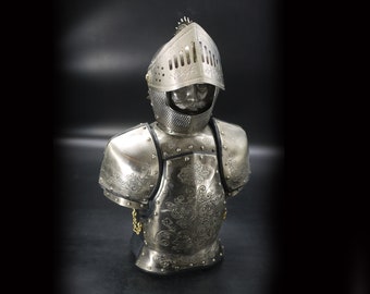 Vintage Medieval Knight and Armor Whiskey Bar / Knight Decanter & Shot ...