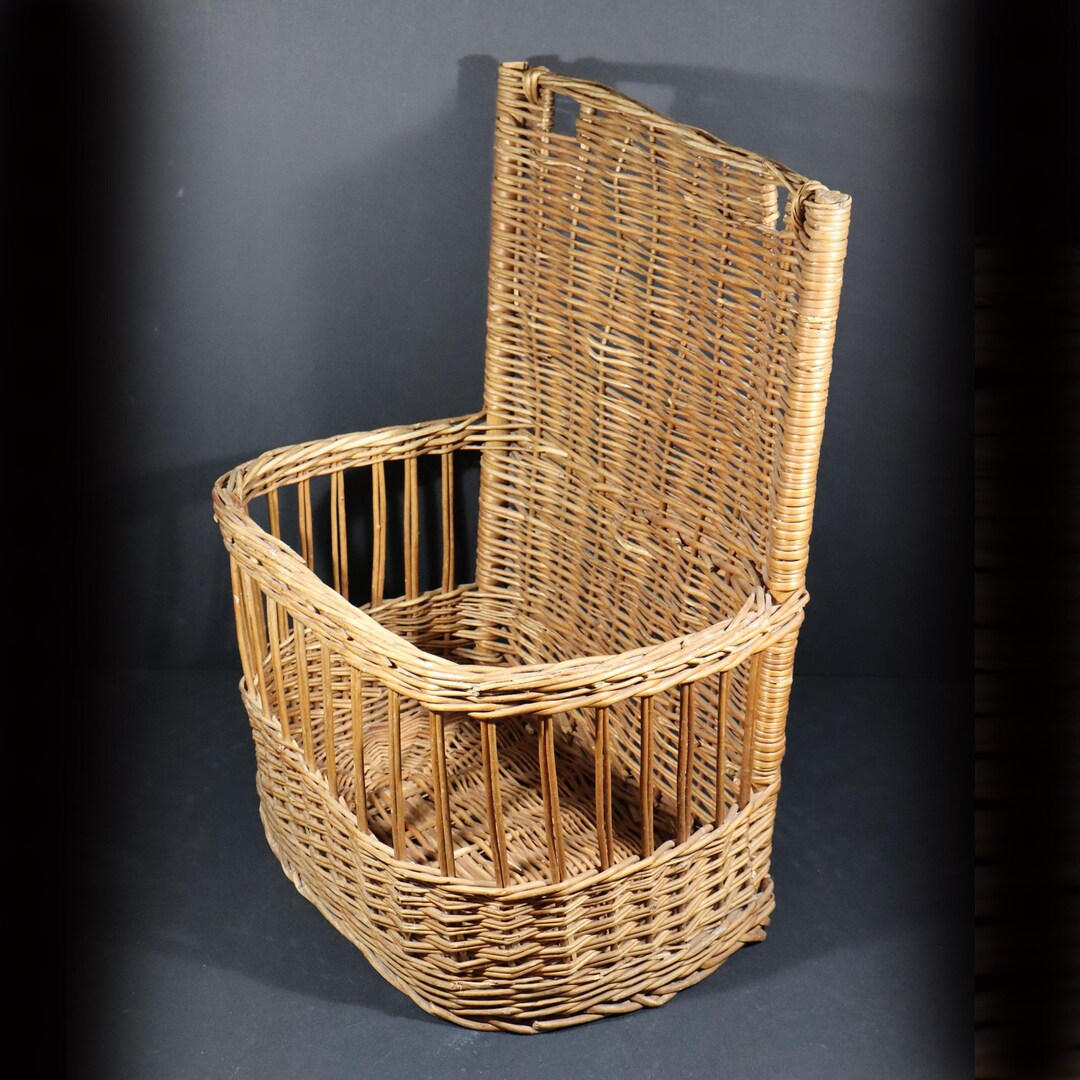 French Bakery Baguette Display Basket, Vintage Wicker Wall Basket ...