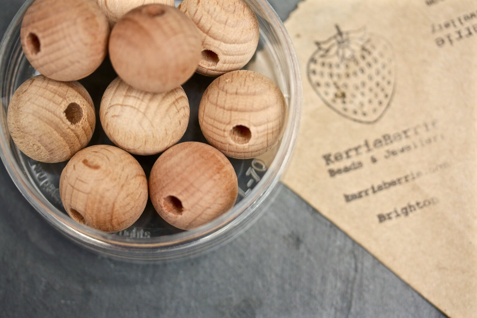 20mm Round Natural Wood Bead 5mm Hole Large Wooden Beads - Etsy UK