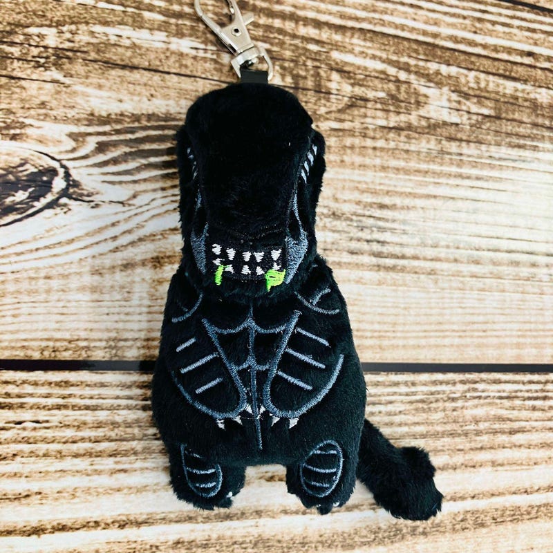 Xenomorph Plush - Etsy