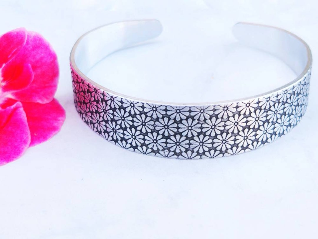 Hidden Message Tapered Cuff, Daisy Flower Pattern Quote Cuff, Custom ...