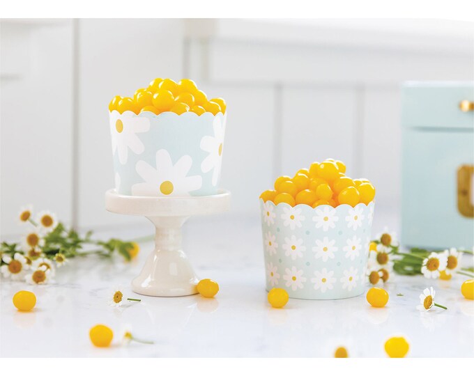 Daisy Baking Cups 50ct, Daisy Party Treat Cups, Floral Party Favor Cups ...