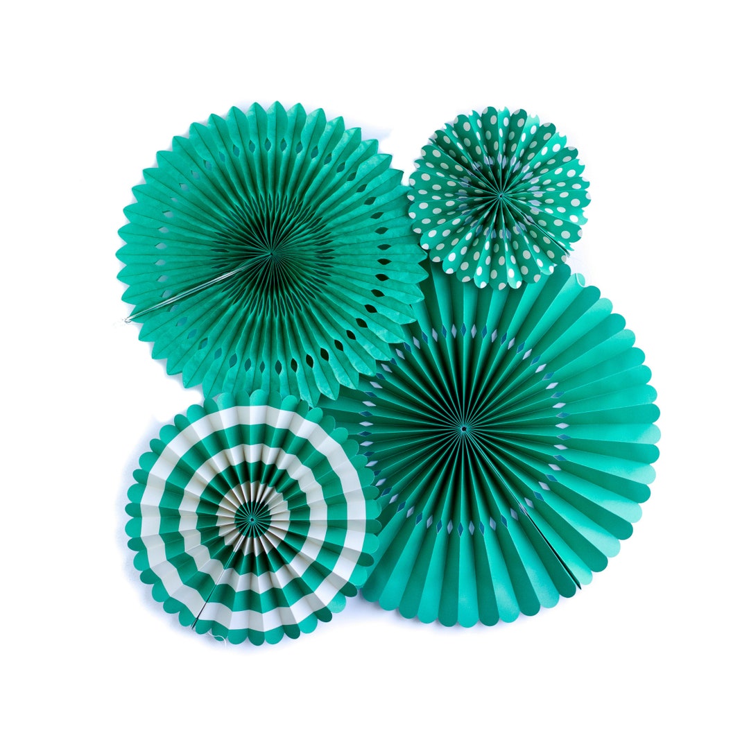 Green Paper Fans, Green Fans, Green Paper Rosettes, Christmas Party ...