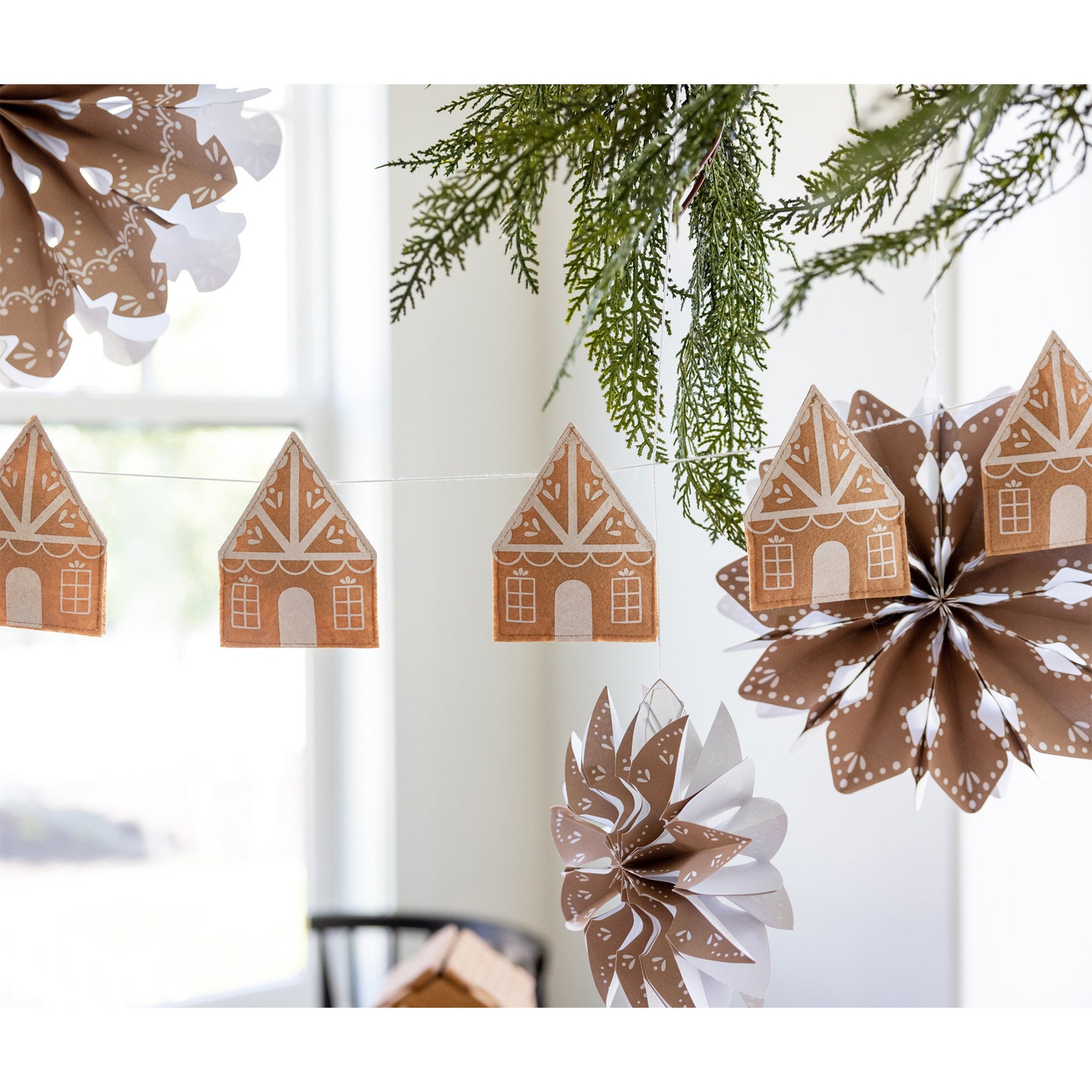 Stuffed Felt Gingerbread House Banner 6ft, Gingerbread Banner ...