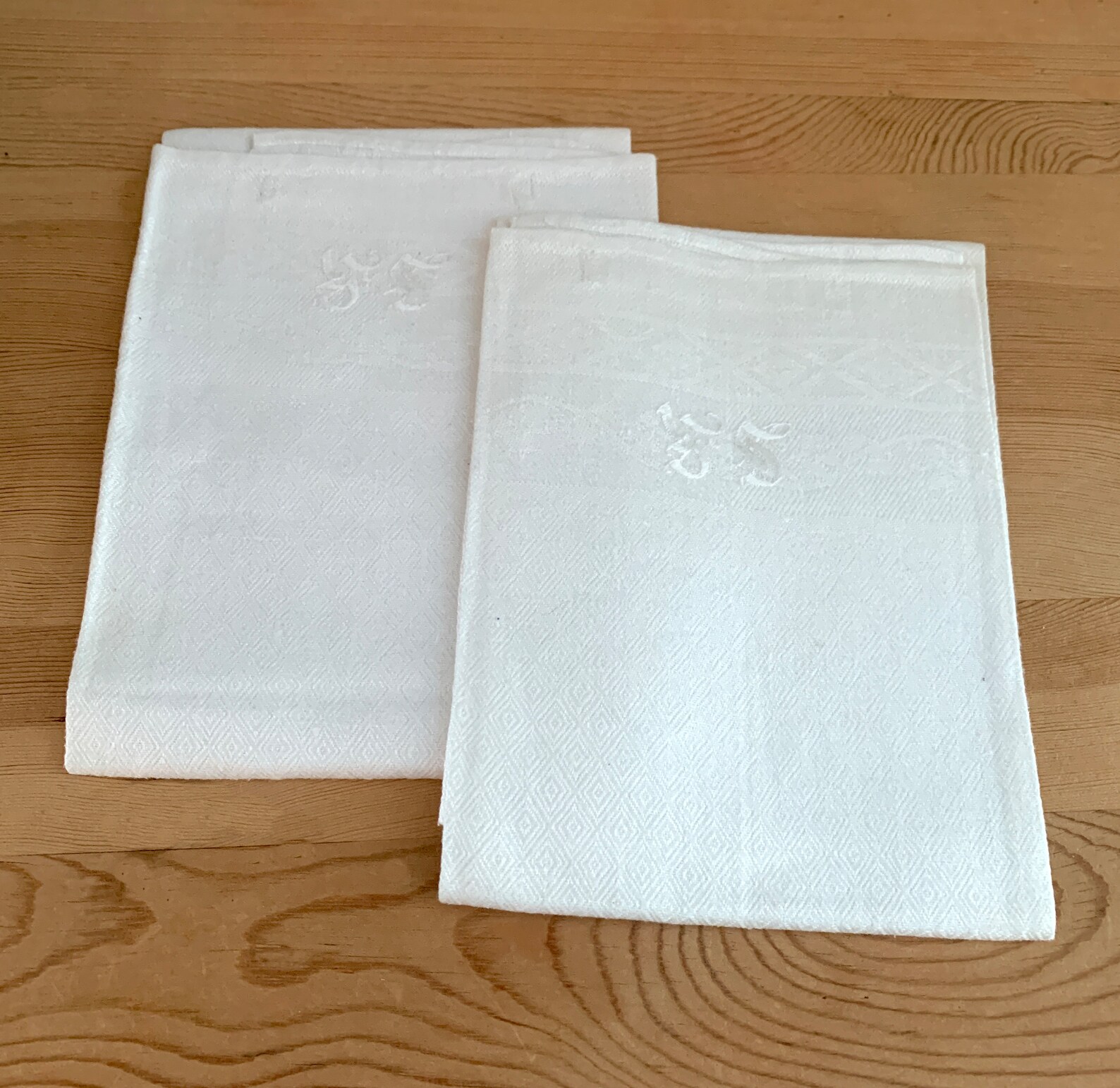2 Vintage Linen Kitchen Towels With FS Monogram White Linen Lozenge ...