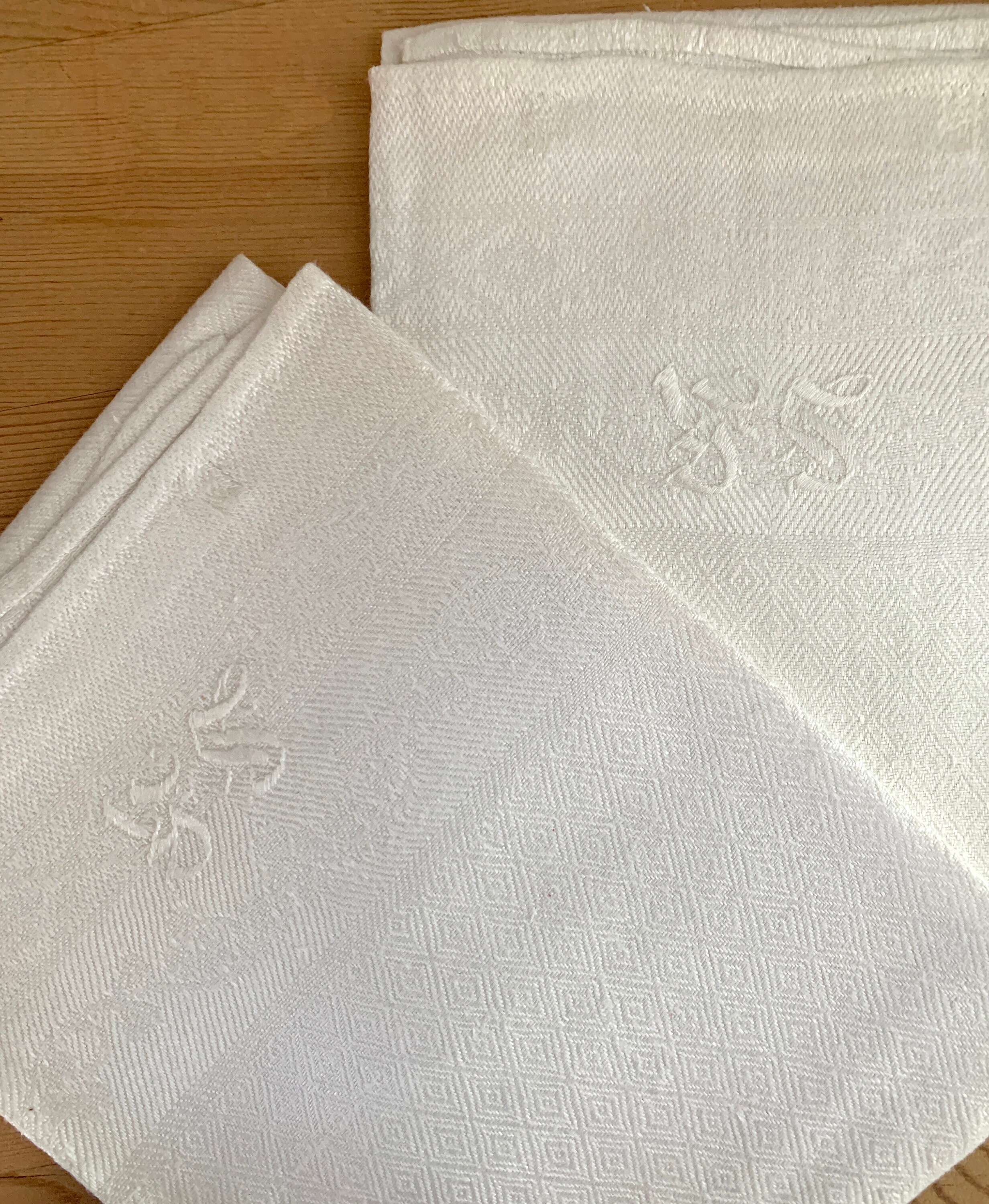 2 Vintage Linen Kitchen Towels With FS Monogram White Linen Lozenge ...