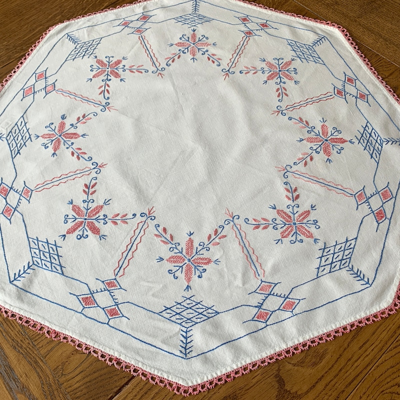 Octagon Table Topper - Etsy