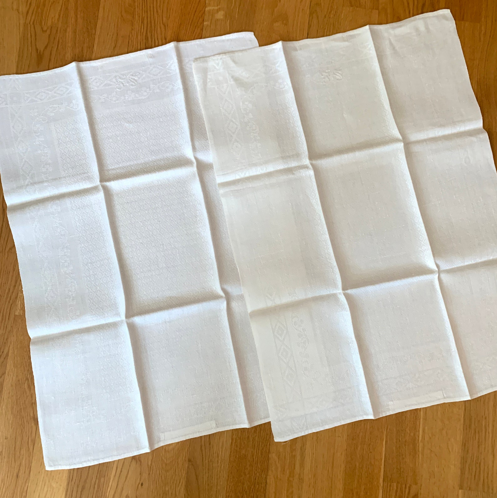 2 Vintage Linen Kitchen Towels With FS Monogram White Linen Lozenge ...