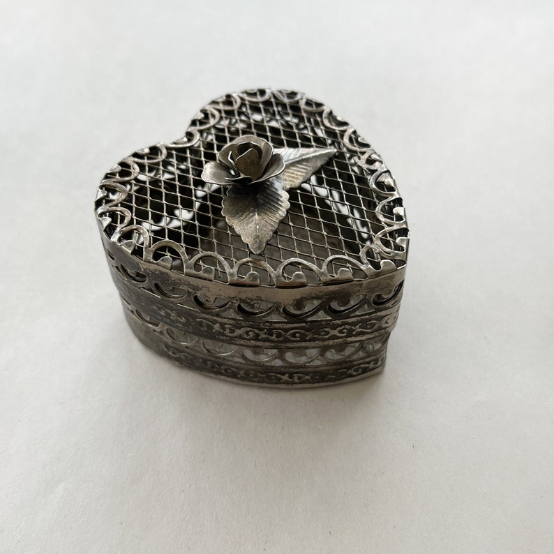 Vintage Heart Shaped Metal Box - Etsy