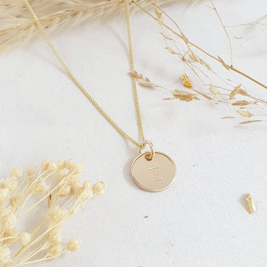 Gold Disc Necklace - Etsy UK