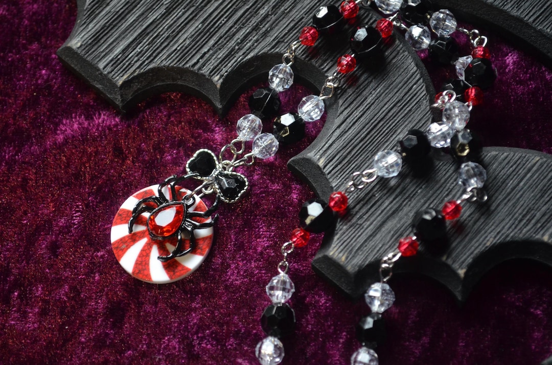 Peppermint Spider Rosary Style Necklace - Victorian Christmas - Gothic ...