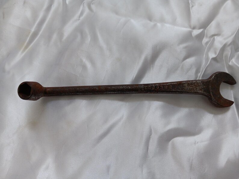 Vintage Ford Model T Wrench Combo Spark Plug Head Bolt Wrench T589302 ...