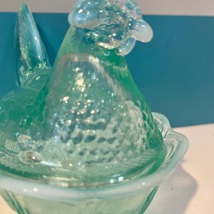 Rare Fenton Green Opalescent Glass Hen on Nest Lidded Dish. Chicken on ...
