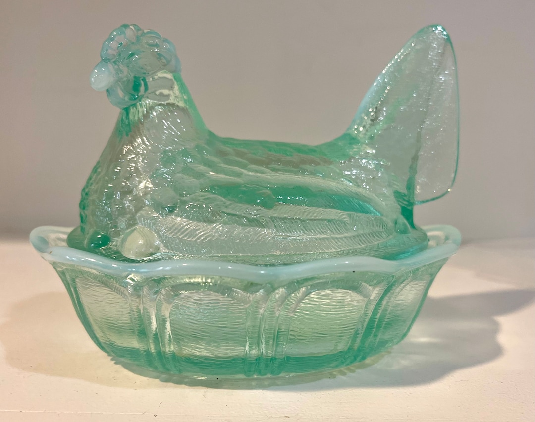 Rare Fenton Green Opalescent Glass Hen on Nest Lidded Dish. Chicken on ...